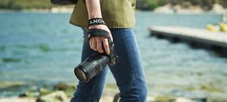 Sony SEL-70350G E-Mount Super-Telezoom Objektiv, (E 70-350mm F4.5-6.3 G, OSS, APS-C), Akku ...