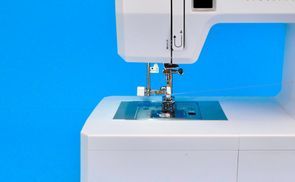 W6 WERTARBEIT Freiarm-Nähmaschine W6 N 1235 Pro, 24 Programme, mit viel Zubehör