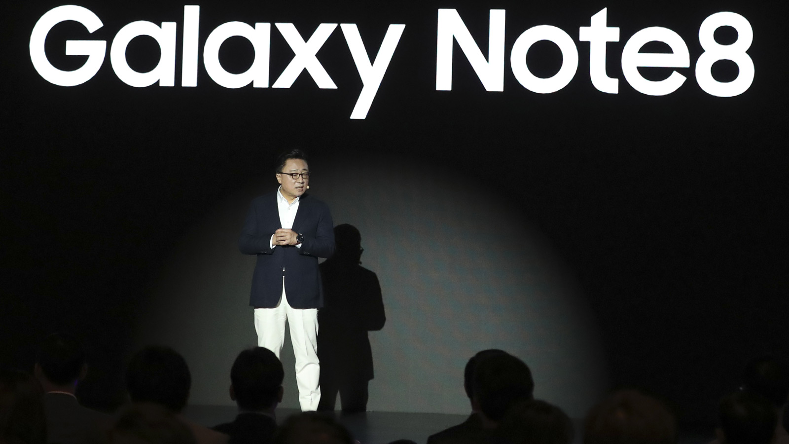 Samsung CEO kündigt faltbares Smartphone an – für 2018 | UPDATED