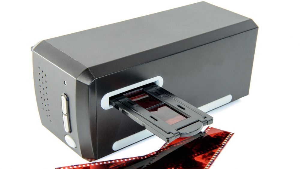 Dias digitalisieren: Durch Einscannen oder Fotodienste | UPDATED