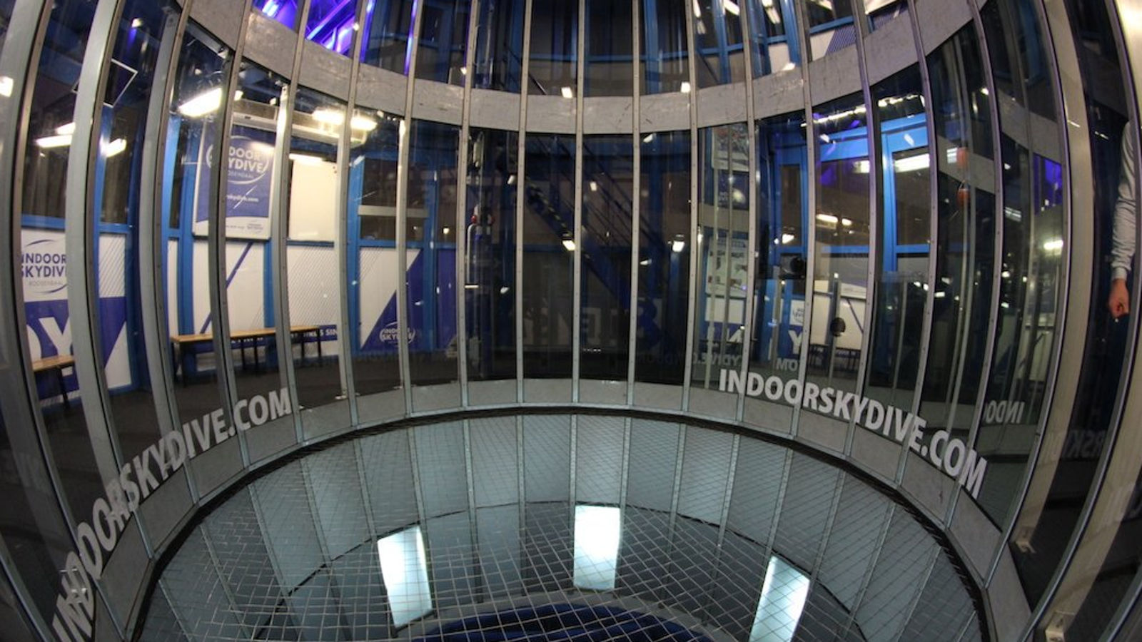 Dank Virtual Reality: Samsung Indoor Skydiving VR | UPDATED