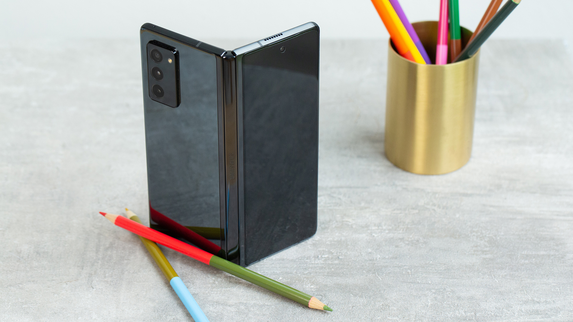 Foldable Smartphones: Das können die faltbaren Handys | OTTO