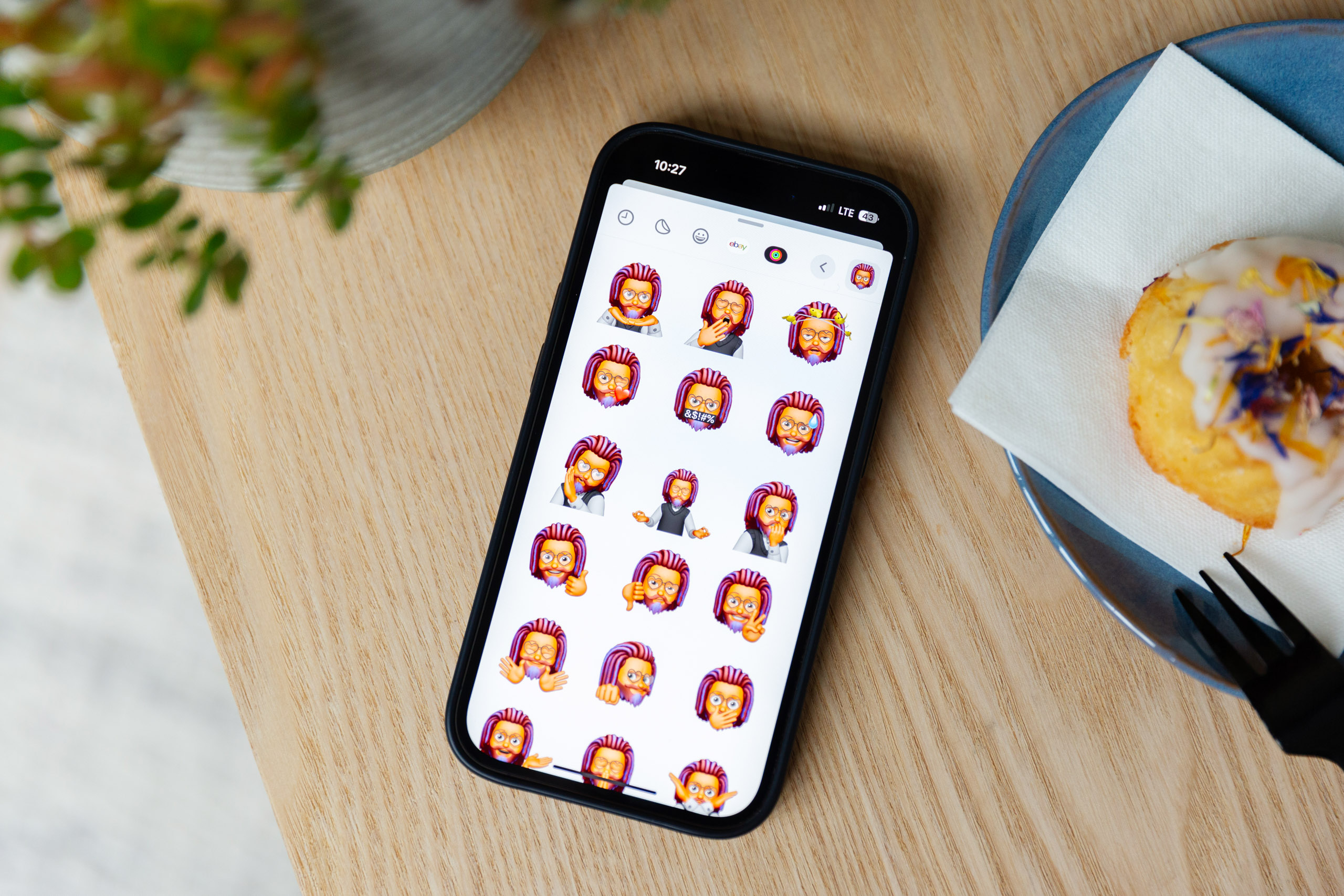 iPhone: Memojis erstellen, verwenden und bearbeiten | OTTO