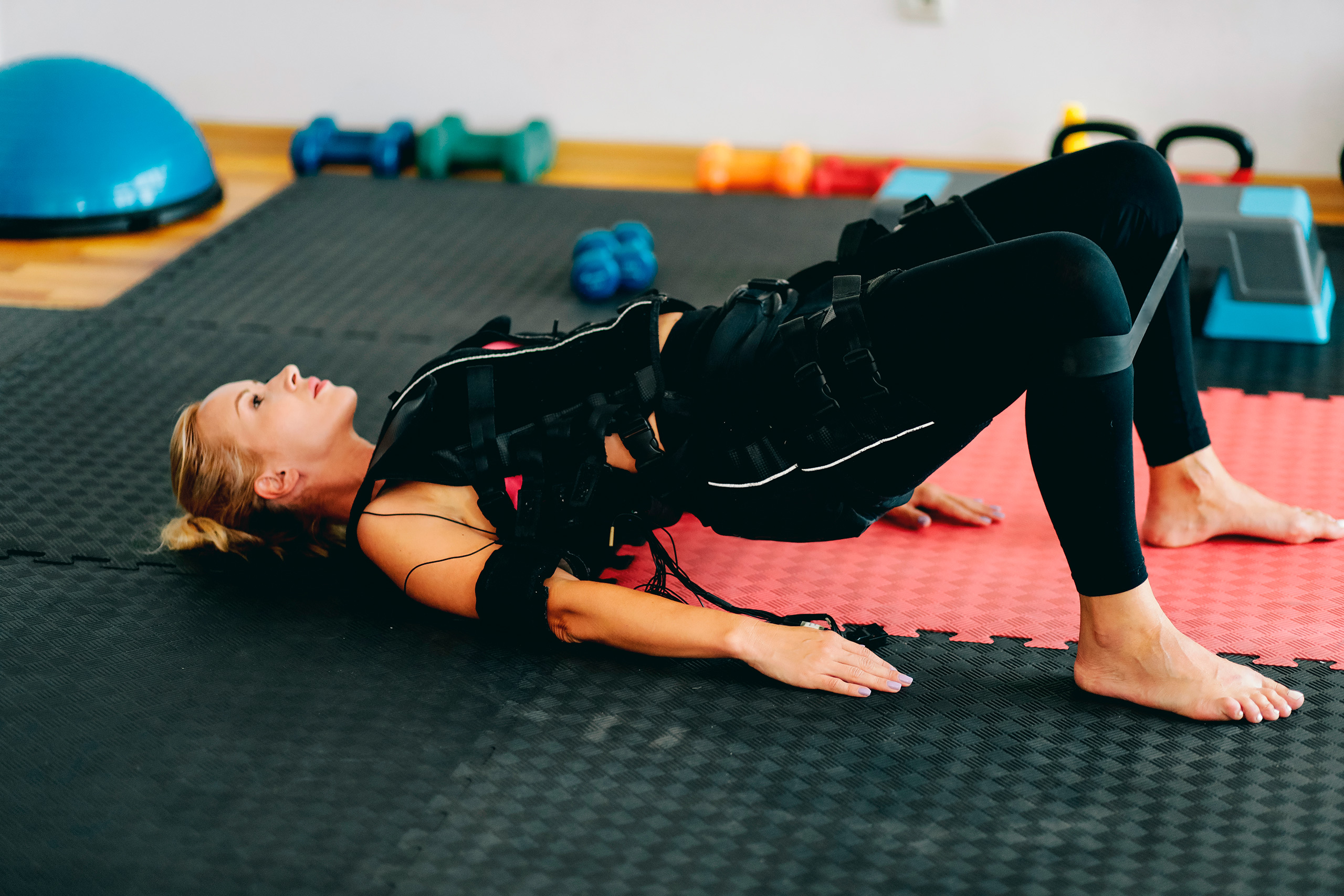 EMS-Training zu Hause: Workout unter Strom | OTTO