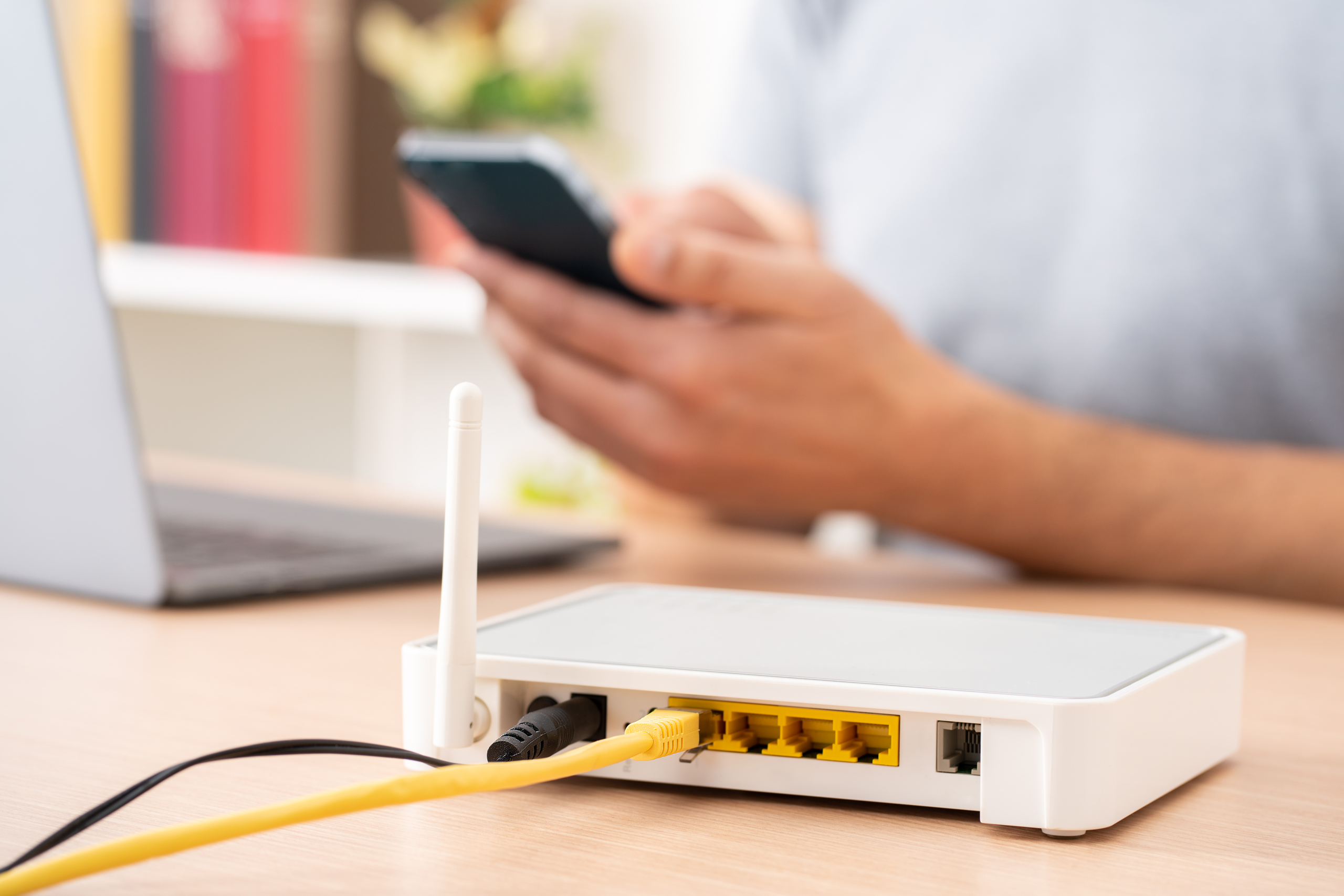 WLAN Geschwindigkeit und Reichweite verbessern: 5 Tipps | OTTO